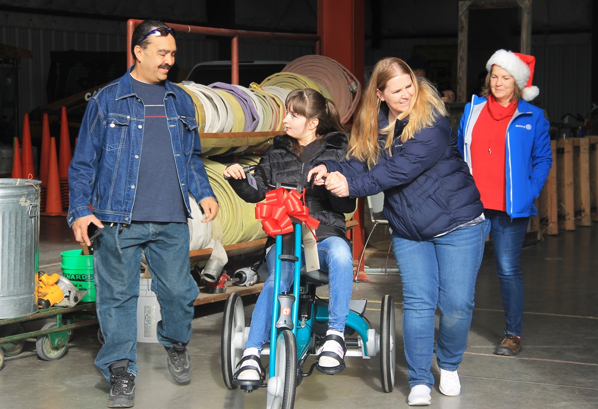 Cheyenne Fire Rescue and Local Rotary Club Spread the Joy of Christmas ...